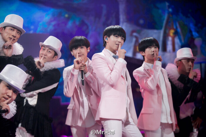 tfboys2020合照-千图网